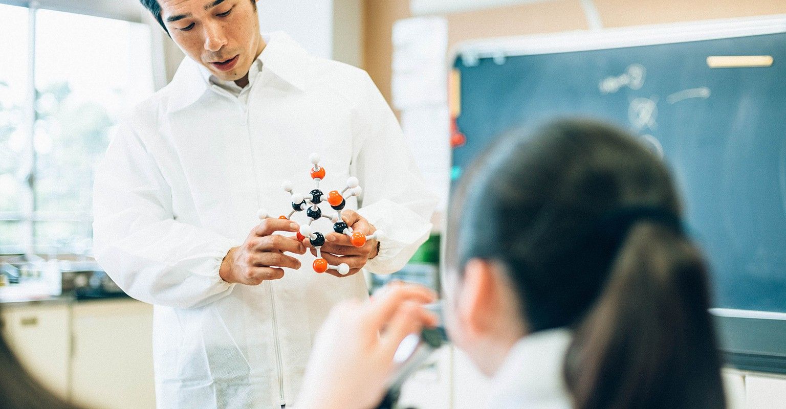 The 10 Best Science Tutors Near Me (with Free Estimates)