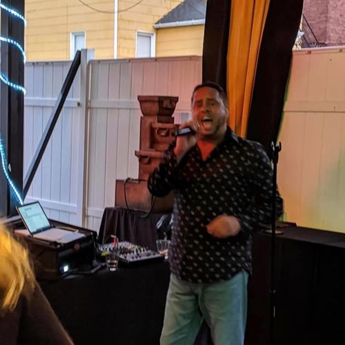 Ronnie Clinton Singer/Wedding Dj | Wake Forest, NC