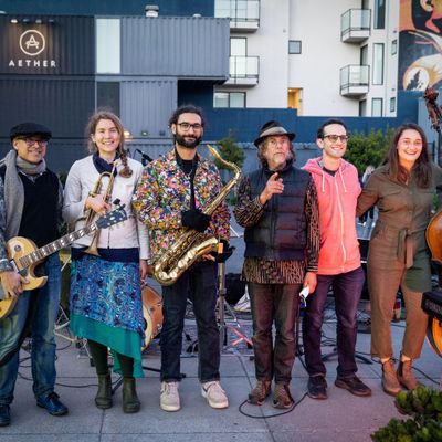 The 10 Best Saxophone Lessons Near Me (with Free Estimates)