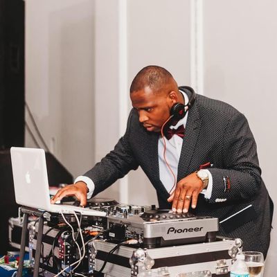 The 10 Best DJs in Jacksonville, FL (with Free Estimates)