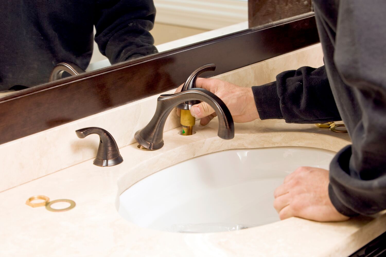 Hire the Best Kitchen Sink Repairers Near Me