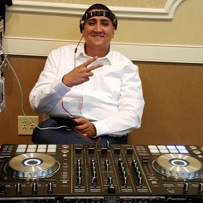 The 10 Best DJs Near Me (with Free Estimates)