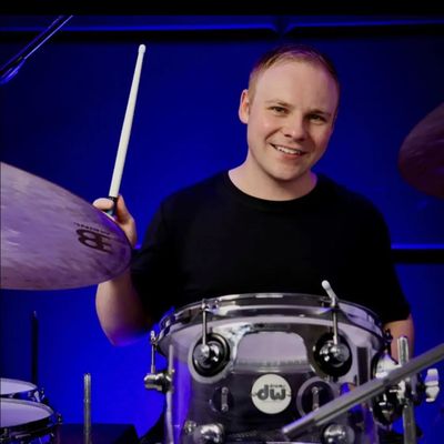 The 10 Best Drum Lessons Near Me (with Free Estimates)